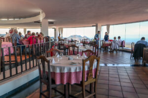 Is It Worth Eating At El Diablo? - Lanzarote's Volcano Restaurant: 2024 ...