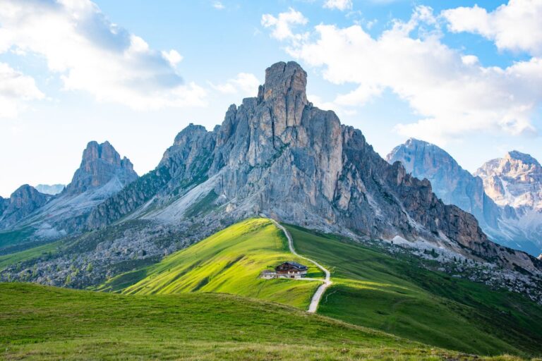 14 Most Beautiful Landscapes in Italy - Volcanoes, Islands & More: 2023 ...