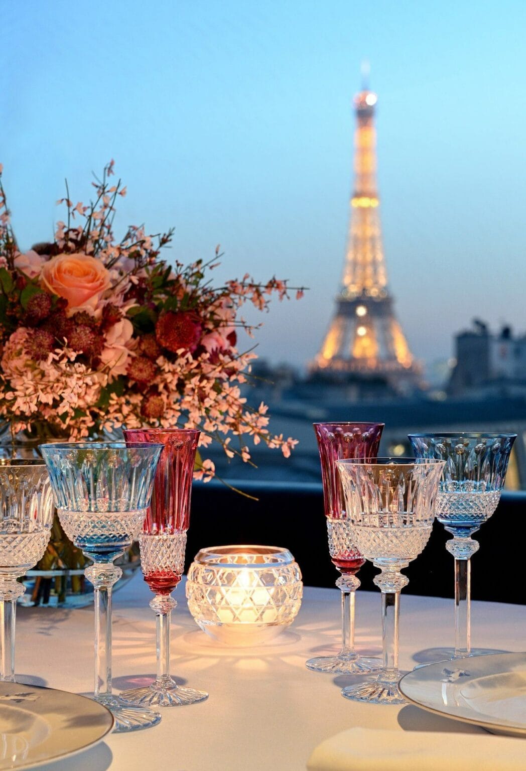 13 Best Paris Restaurants With A View: 2024 Guide