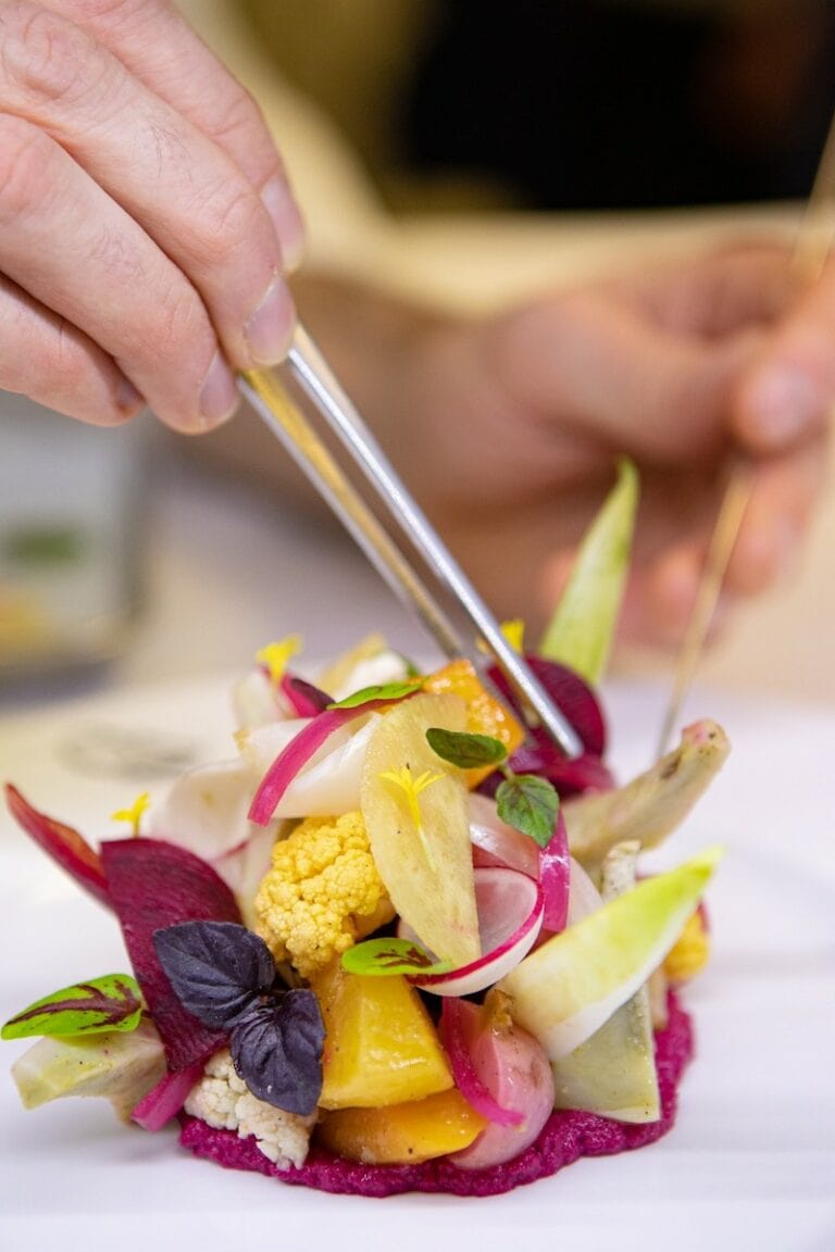 13 Best Paris Restaurants With A View: 2024 Guide