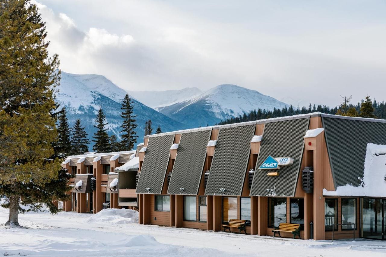 Where to Stay in Jasper, Canada - 9 Best Hotels: 2024 Guide