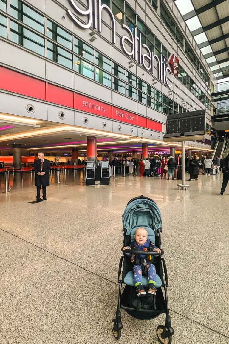 20 Tips For Long Haul Flights With Babies (+ How To Survive!)